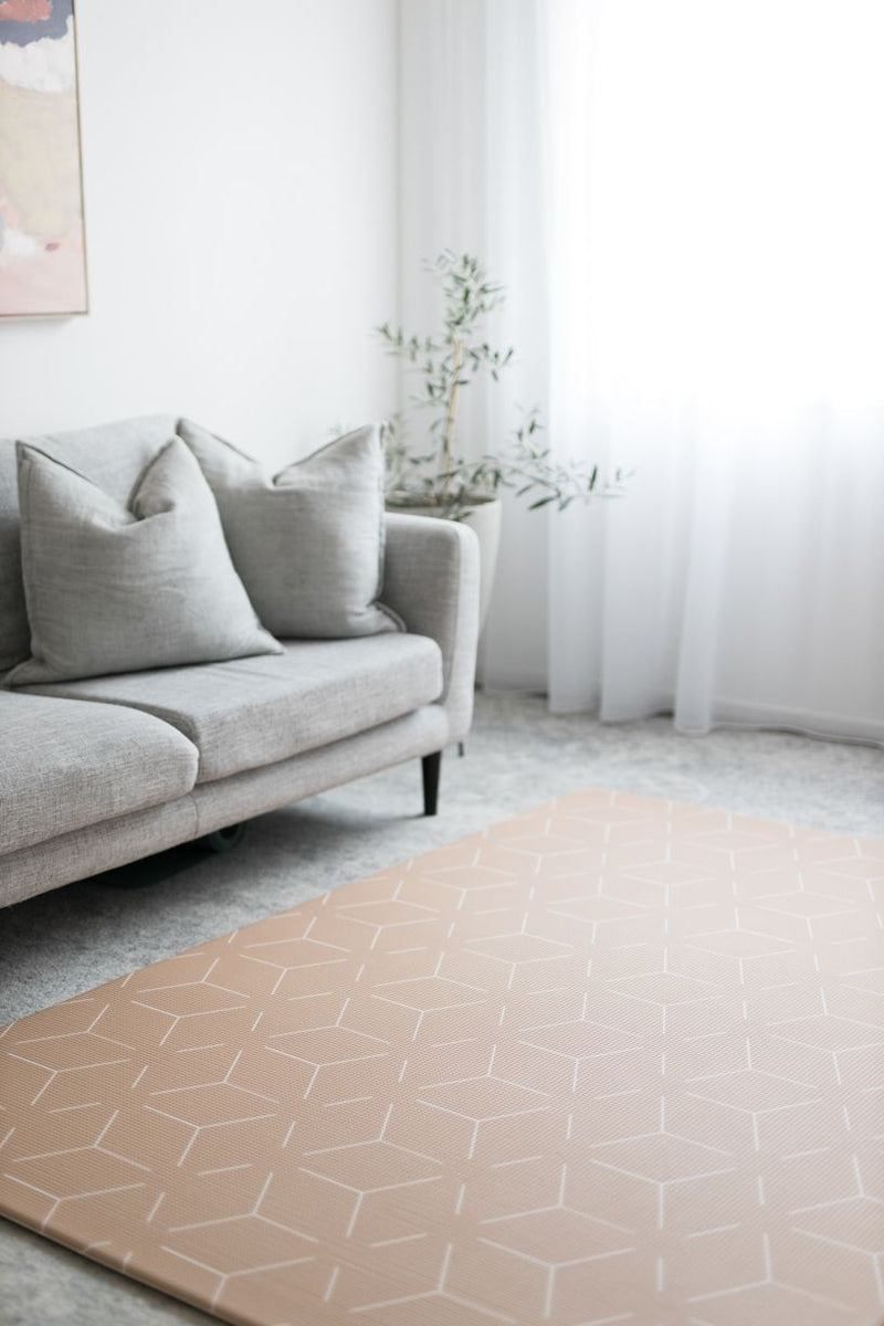 Little Wiwa - Generos Play Mat (Signatur Latte)